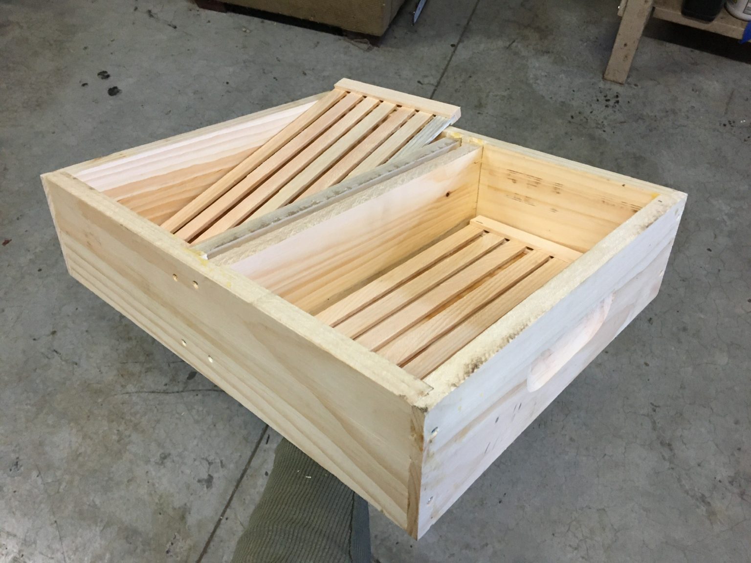 Hive Top Feeder 10 Frame - HappBee Acres Bee Supply