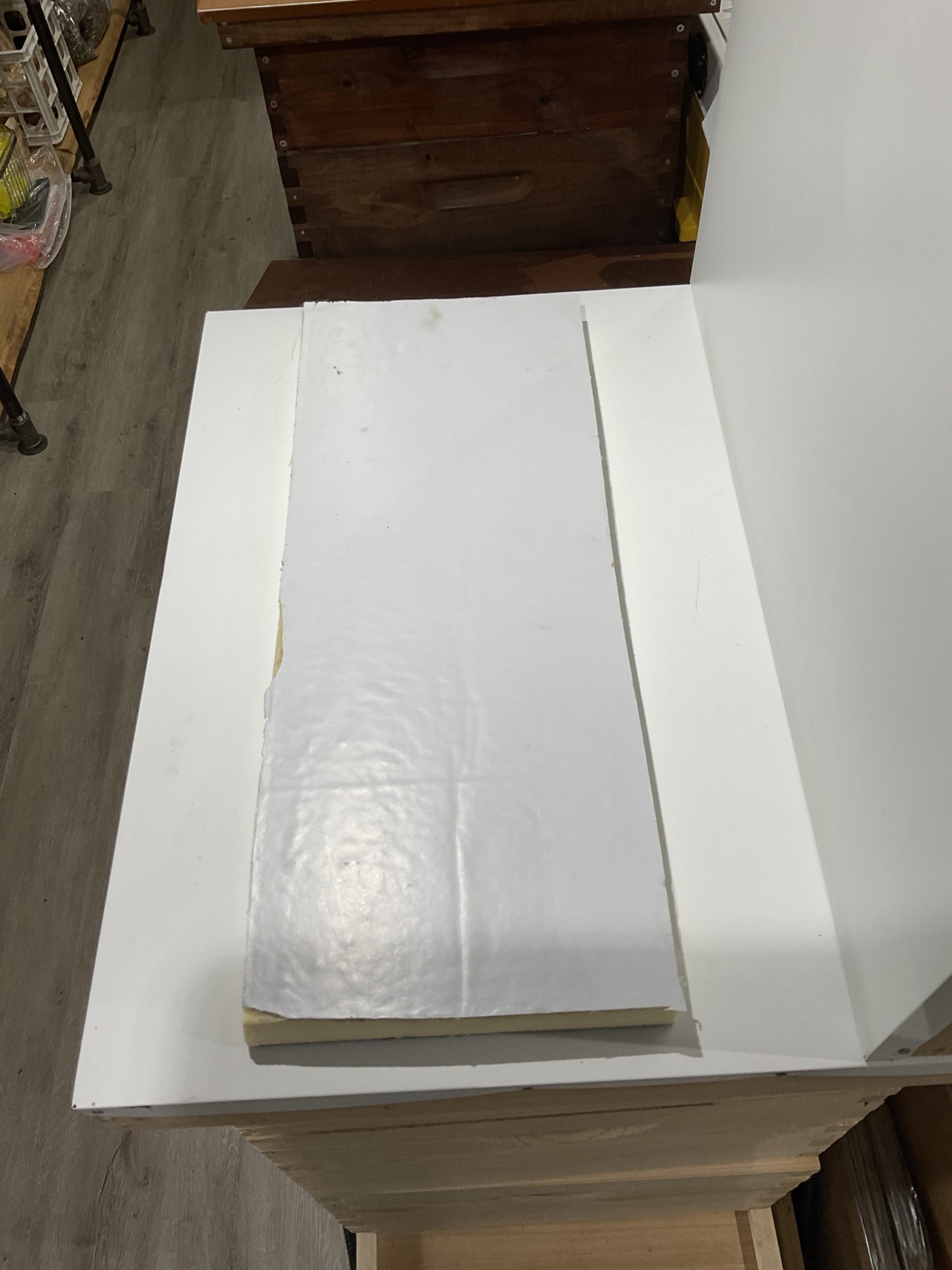 4 Frame Nuc Foam Board - HappBee Acres Bee Supply