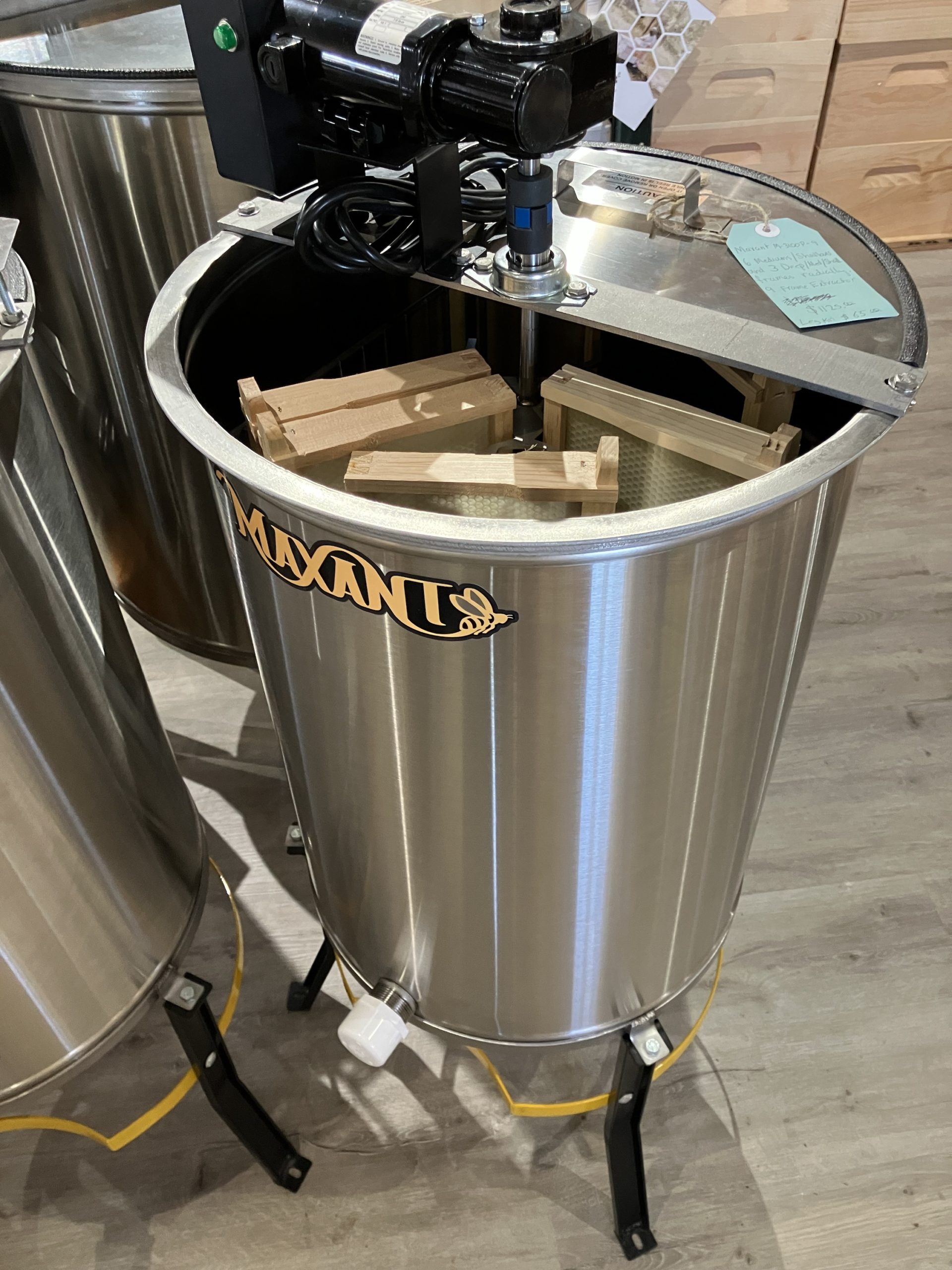 Maxant 9 Frame Power Extractor includes legs - HappBee Acres Bee Supply