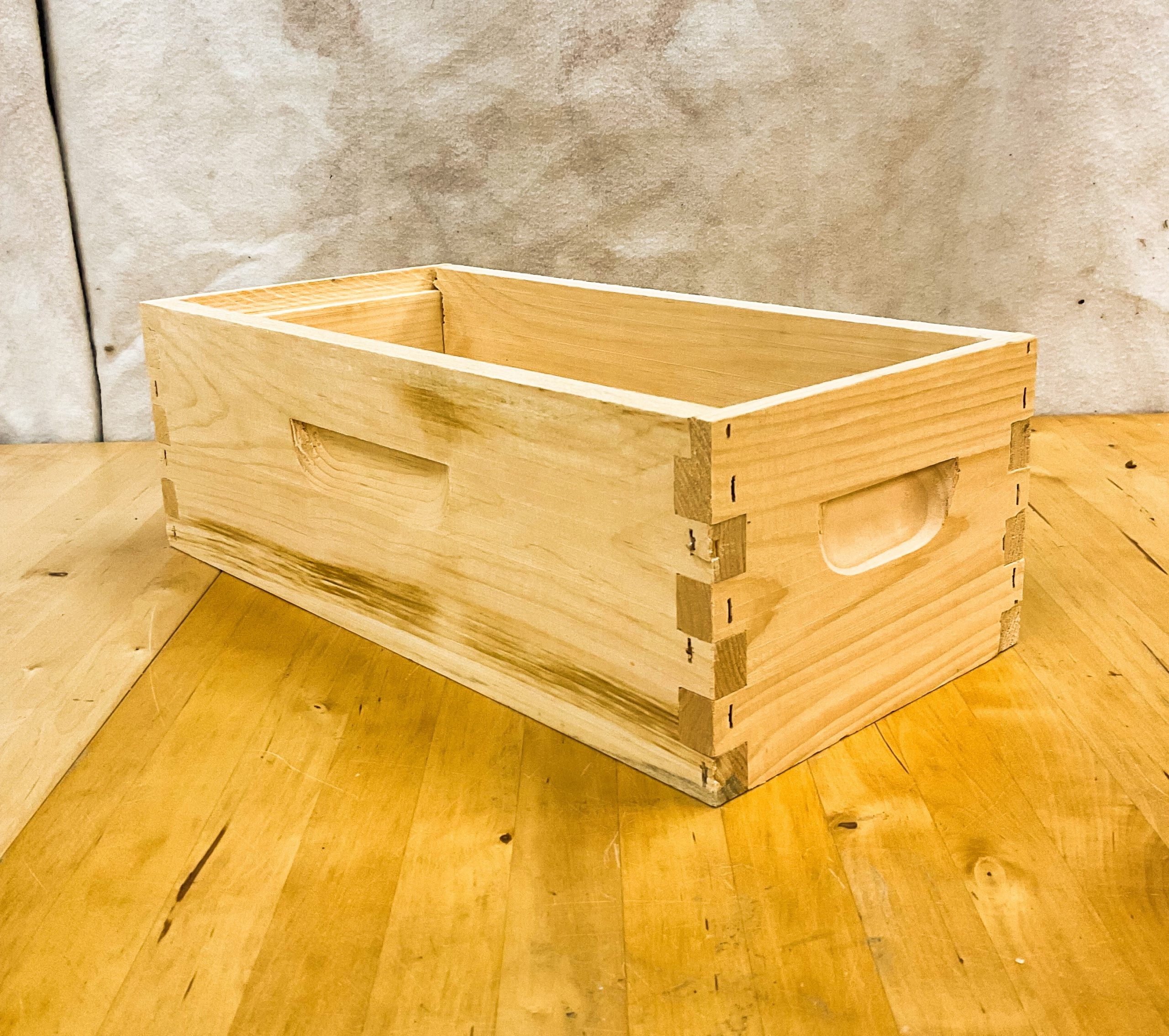 Wax Dipped 5 Frame Deep Box - HappBee Acres Bee Supply